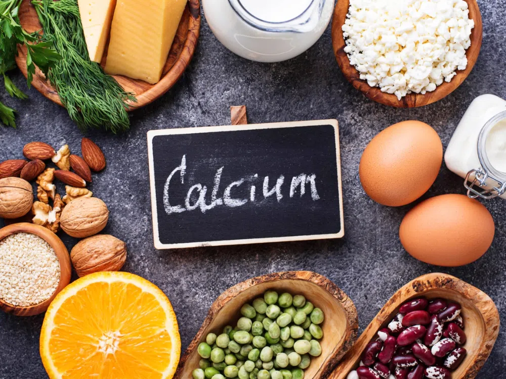 Calcium: Khoáng chất quan trọng đối với sức khoẻ và lưu ý khi sử dụng